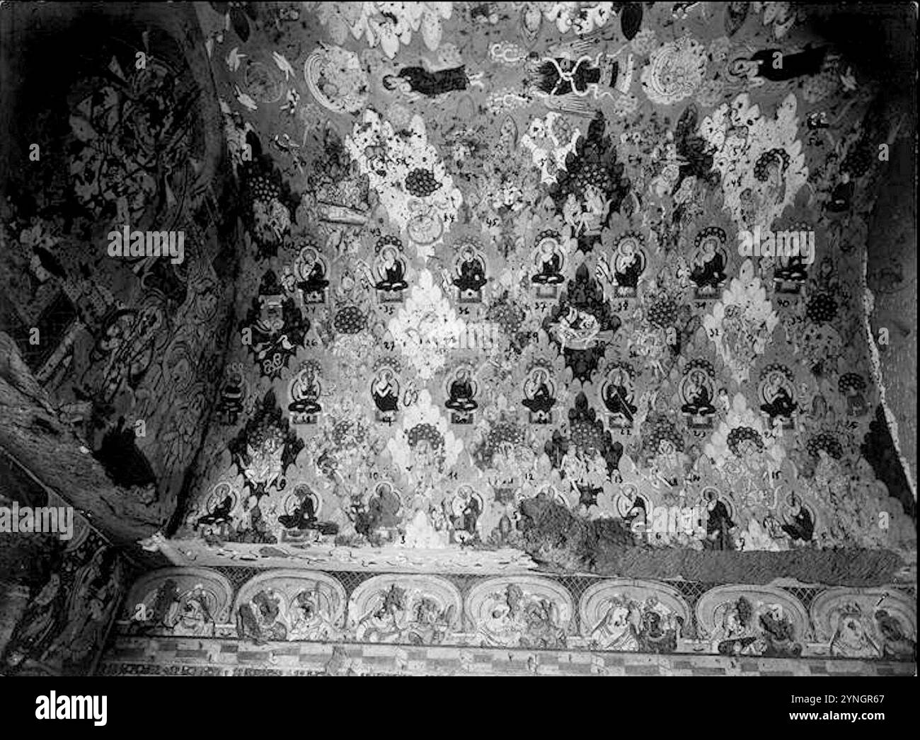 Left ceiling hi-res stock photography and images - Alamy