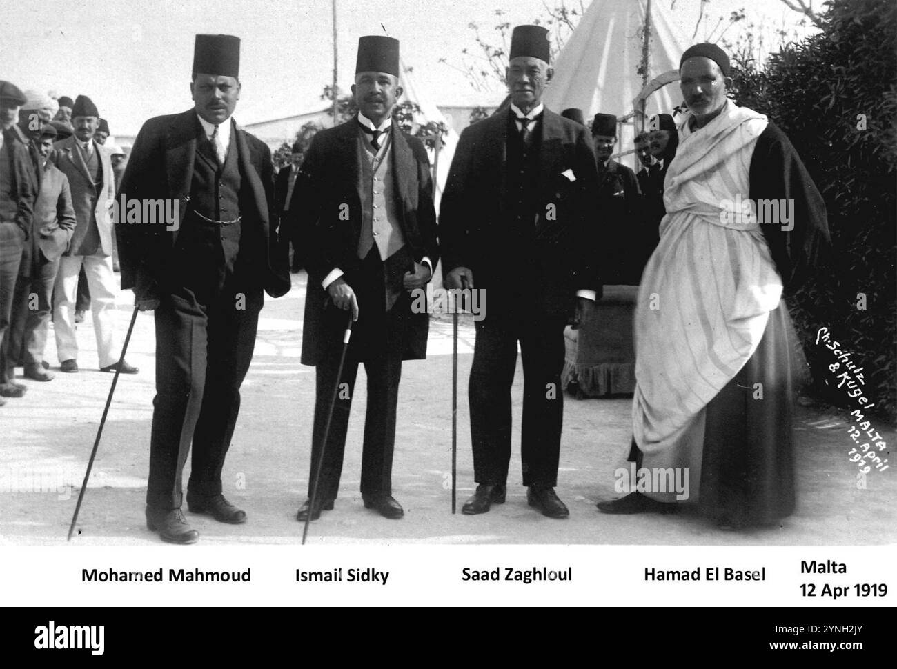 Mahmoud saad Black and White Stock Photos & Images - Alamy