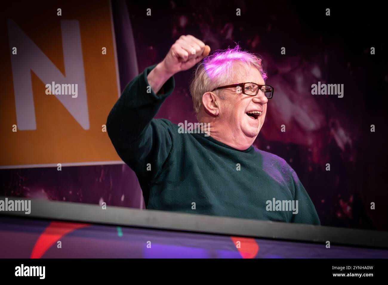 Mark williams actor 2024 hi-res stock photography and images - Alamy