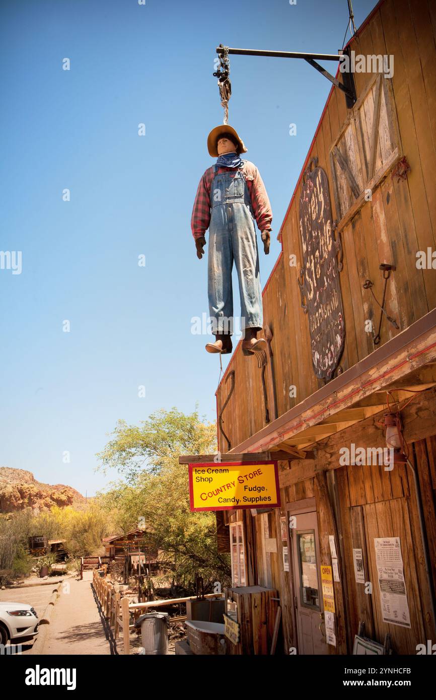 An effigy of Tom Dooley hanging outside a country store in Arizona ...