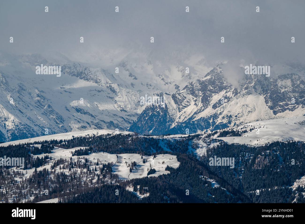 Discovering the Renon plateau in winter. Breathtaking views of the ...