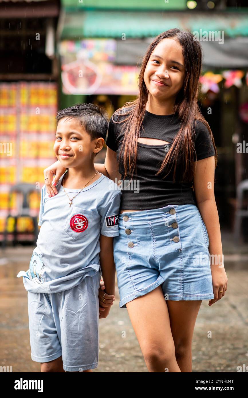 Crowded manila roads hi-res stock photography and images - Alamy