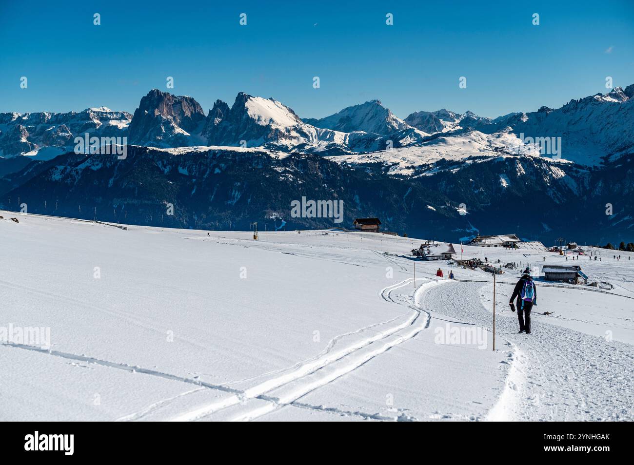 Discovering the Renon plateau in winter. Breathtaking views of the ...