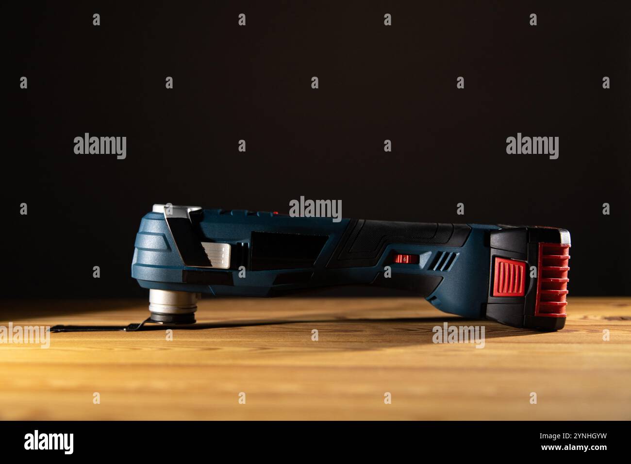 Cordless multi-cutter tool is perfect for precision cutting, crafting ...