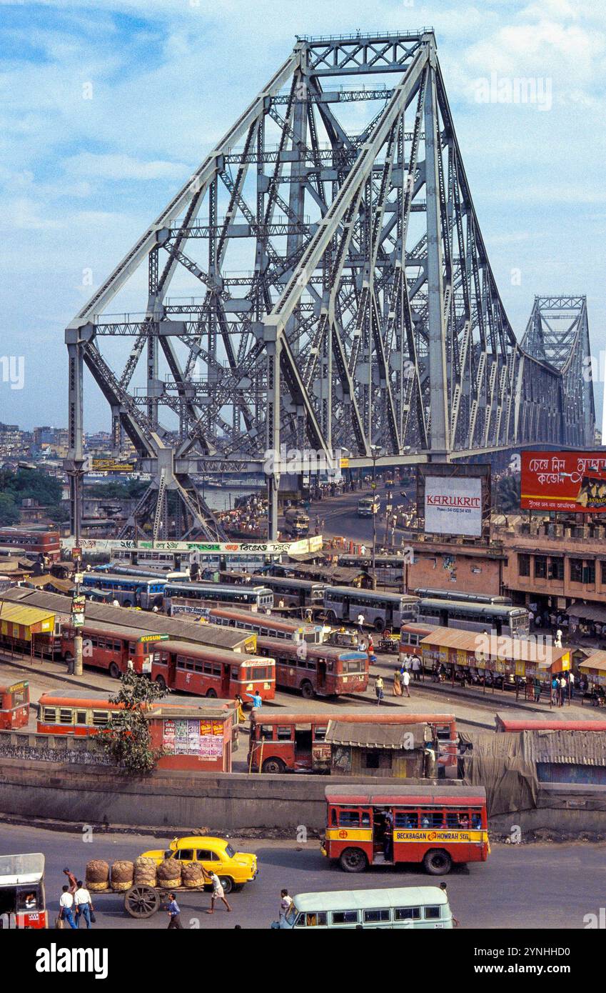Howrah Bridge is a balanced steel bridge over the Hooghly River in ...