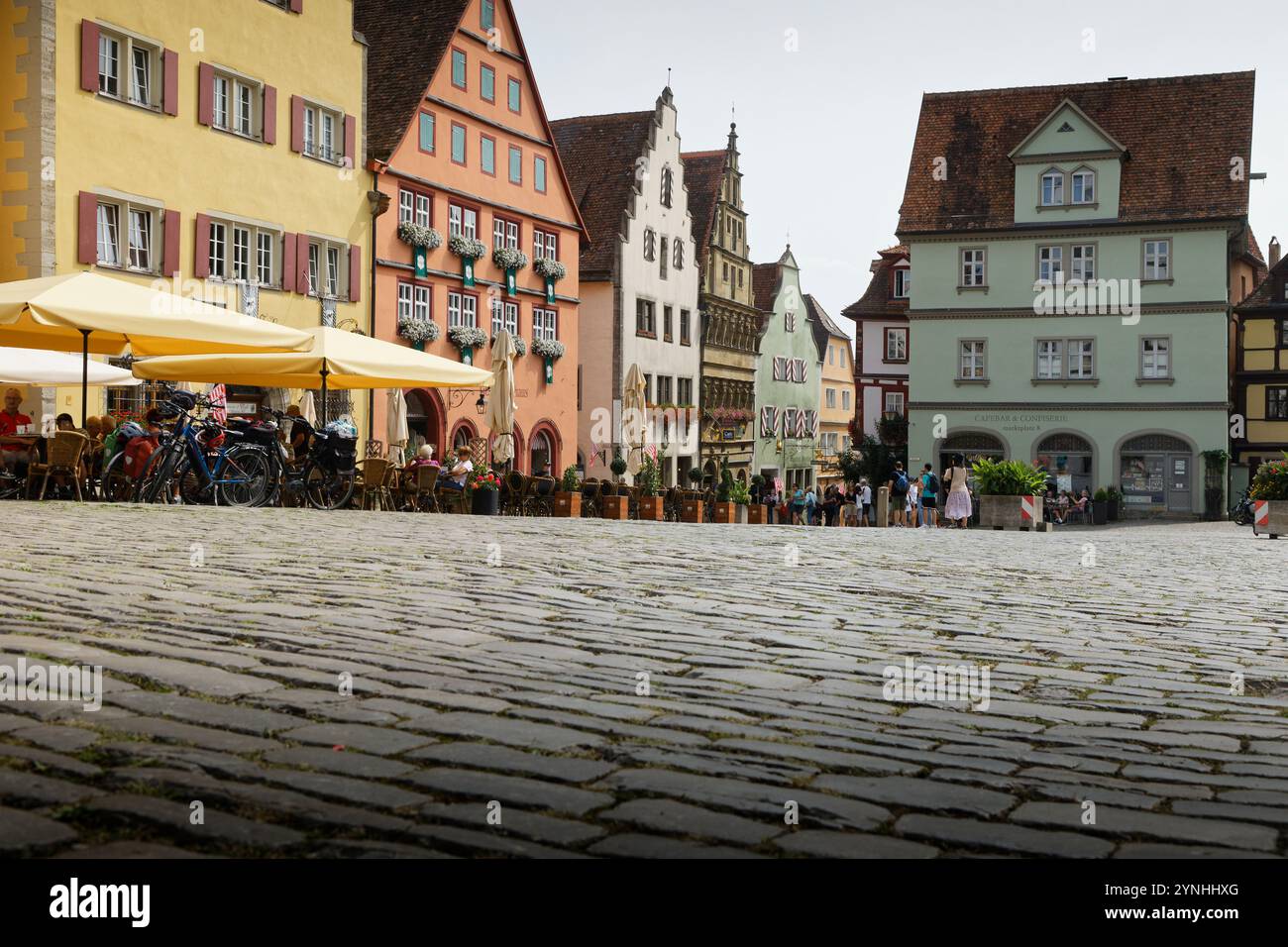 Restaurants, Market Square, Rothenburg ob der Tauber, Franconia ...