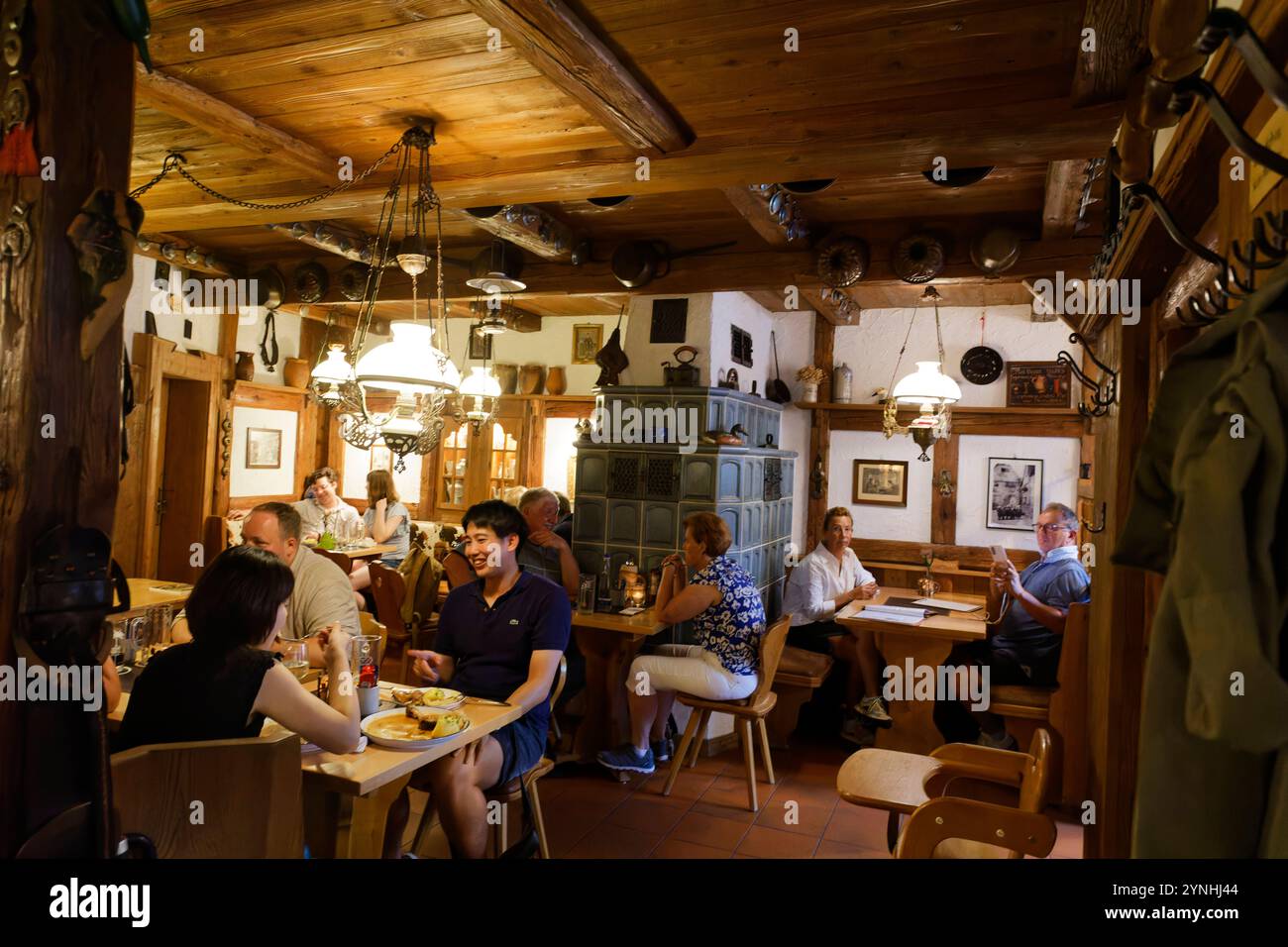 Interior Restaurant, Hotel Restaurant Roter Hahn, Rothenburg ob der ...