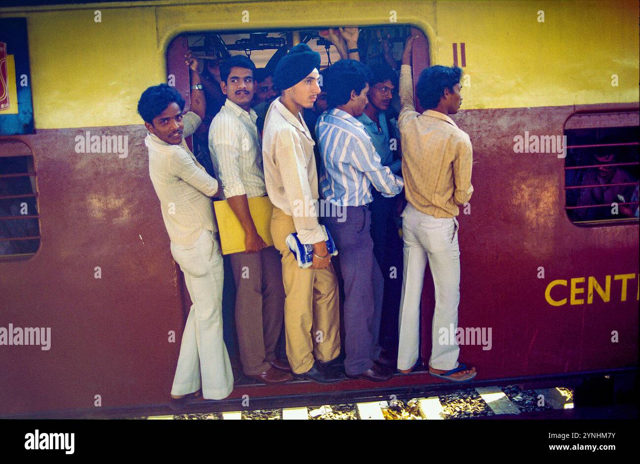 Overloaded train hi-res stock photography and images - Alamy