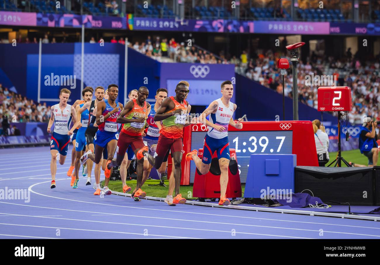 Jakob Ingebrigtsen participating in the 1500 meters at the Paris 2024 ...