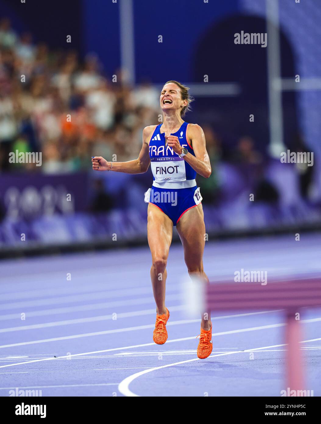The 3000 metres steeplechase at the paris 2024 olympic games hi-res ...