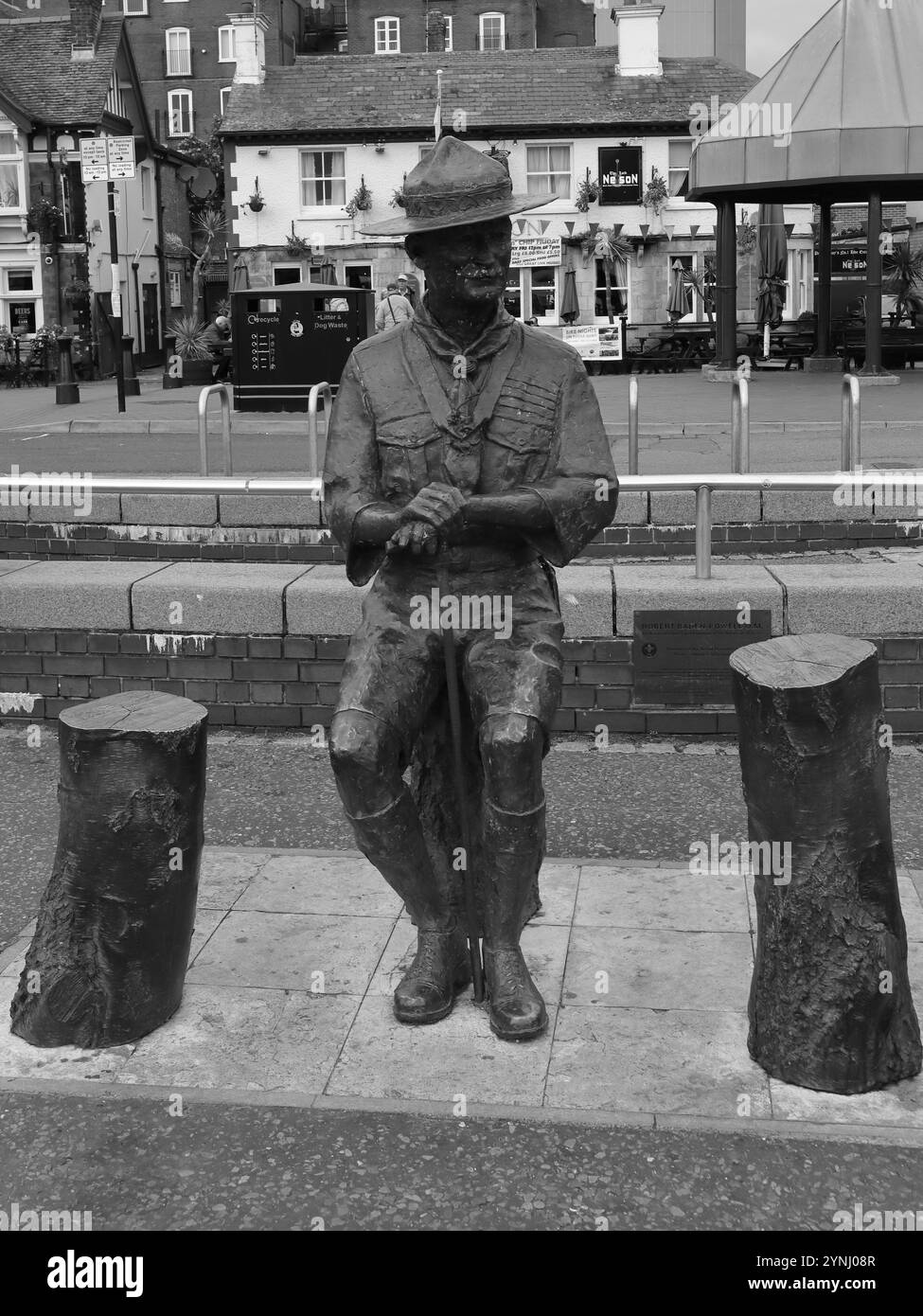 Poole, Dorset, England. 2nd October 2024. Grayscale statue of Robert ...