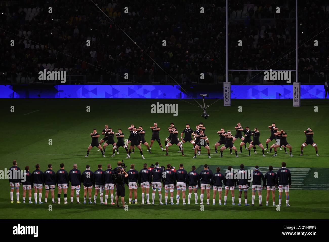 The Haka dance of All Blacks from New Zealand during Italy vs New ...