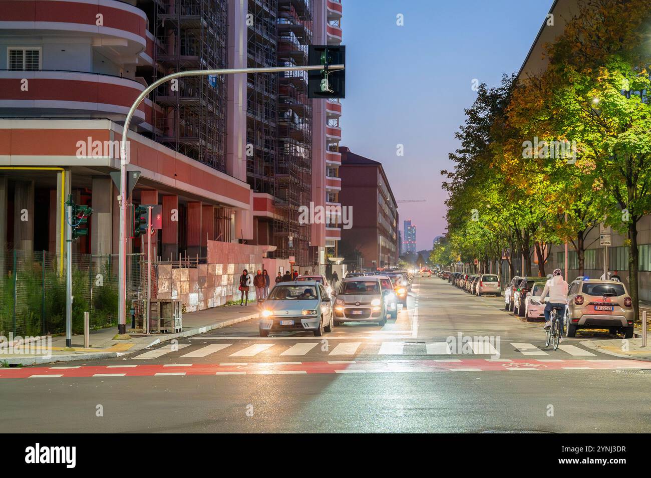 Daily life milan italy hi-res stock photography and images - Alamy