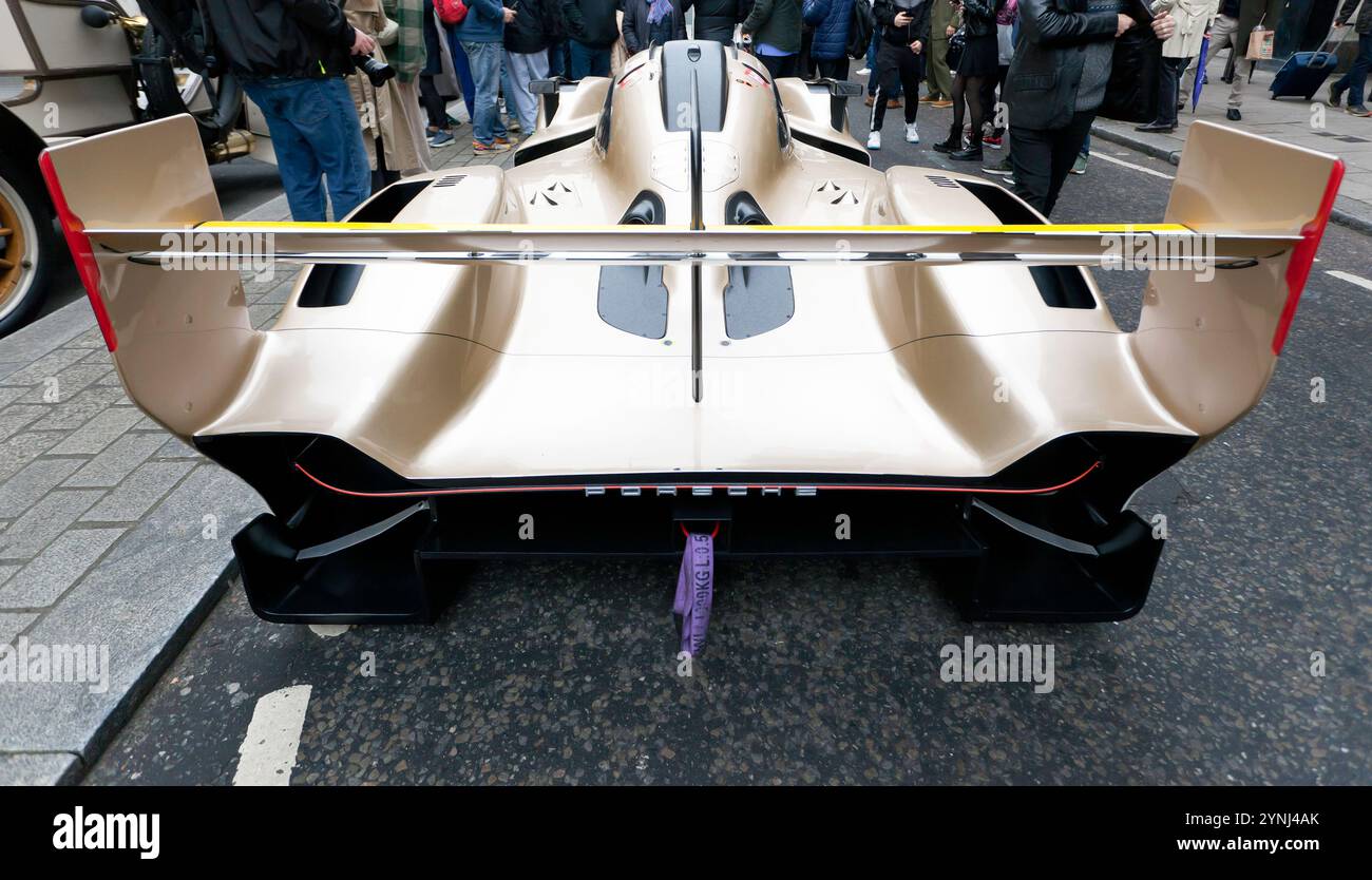 Porsche 963 LMDh prototype in the Hypercar class driven by Hanson ...