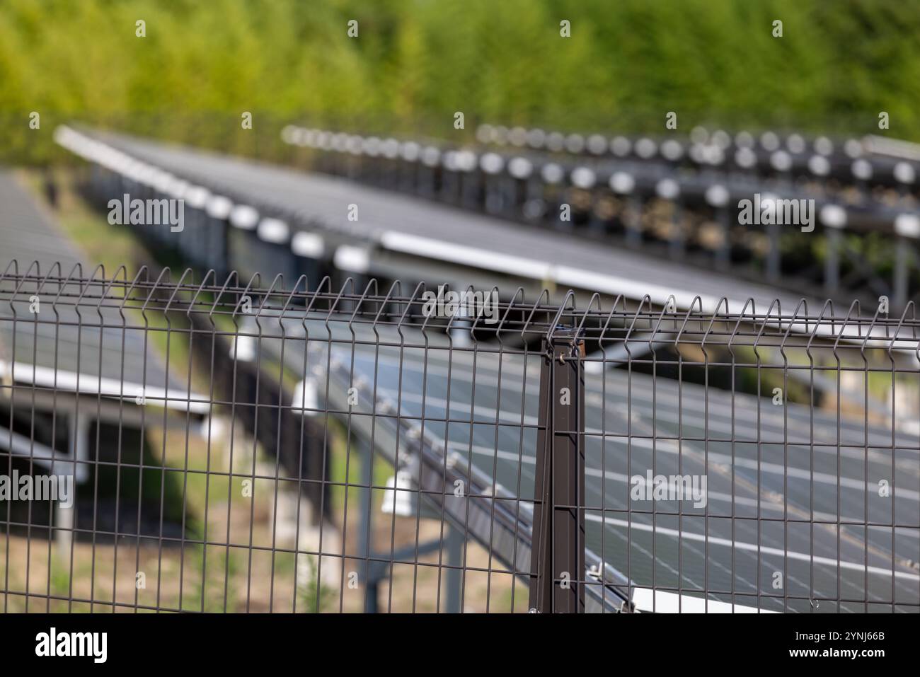 Sustainable fencing solutions hi-res stock photography and images - Alamy