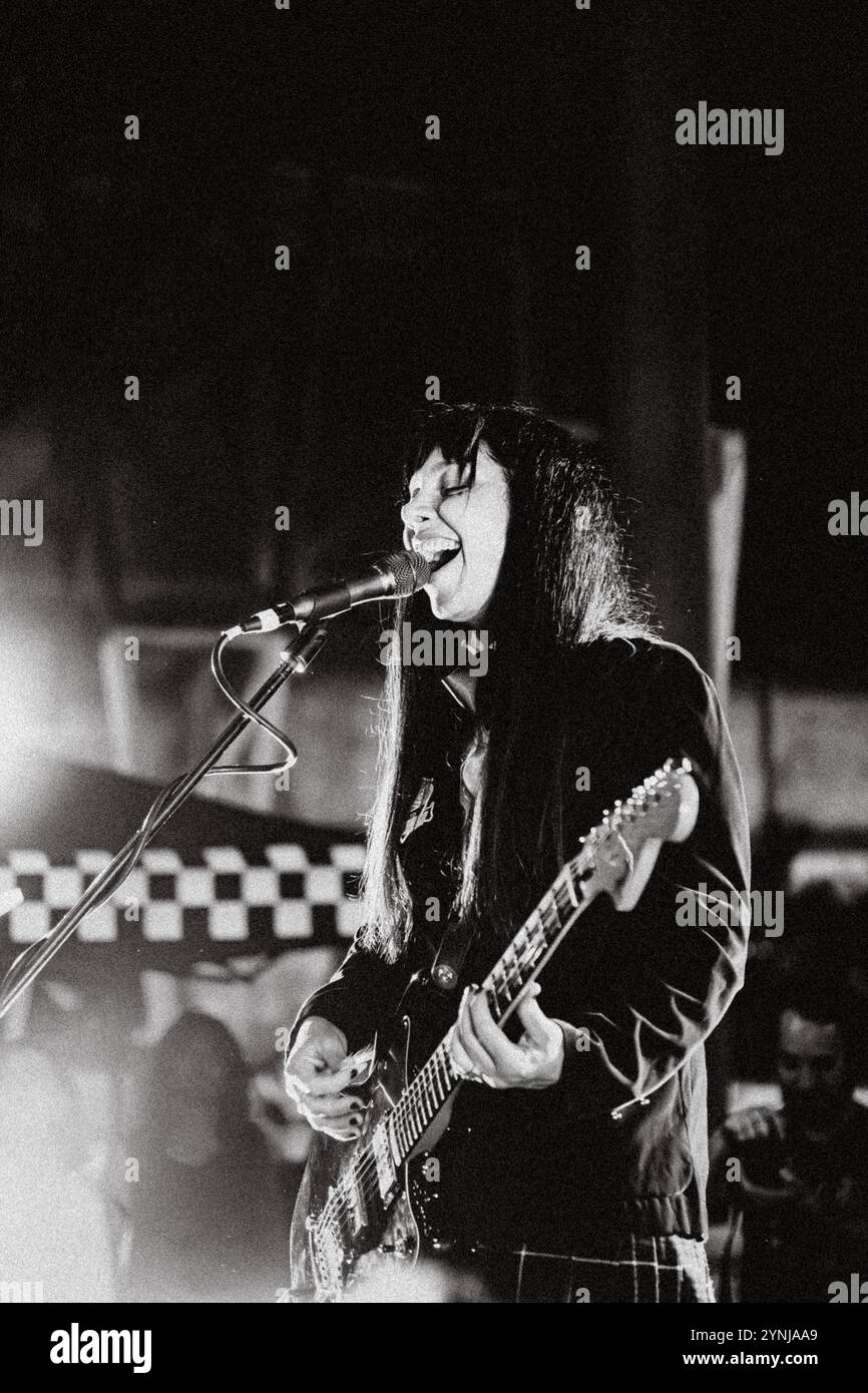 Underground metal show hi-res stock photography and images - Alamy