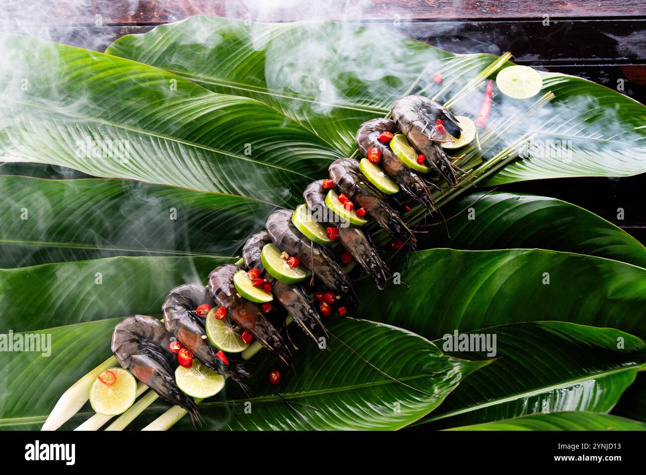 Tigery shrimp hi-res stock photography and images - Alamy