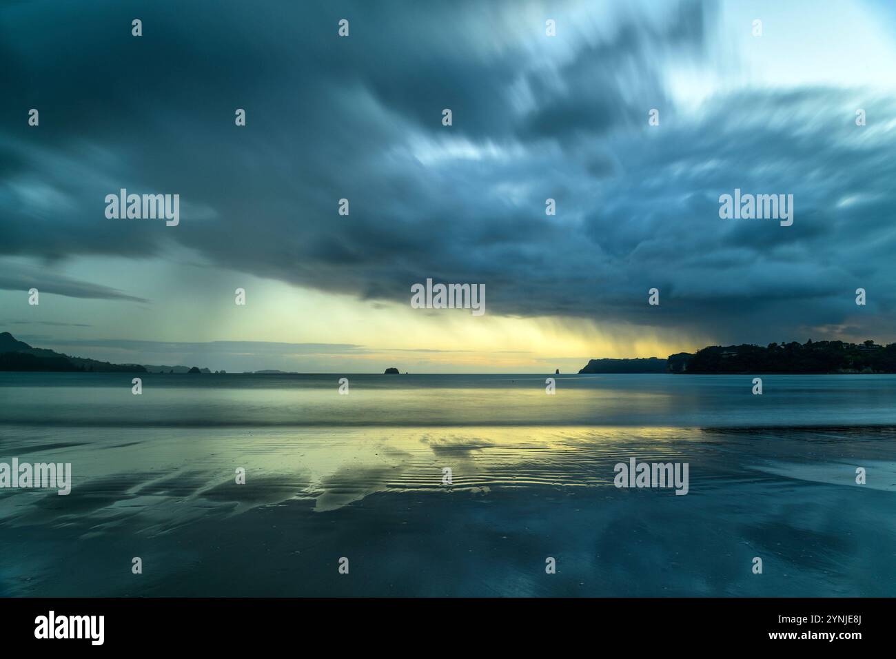 New Zealand, North Island, Coromandel Peninsula, Mercury Bay, Whitianga ...