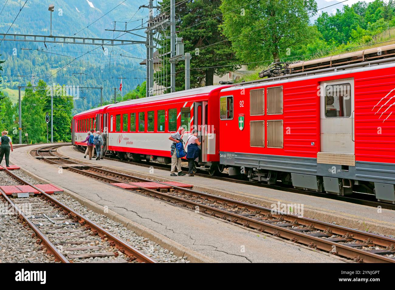 Bahnhofstraße, Bahnhof, Matterhorn Gotthard Bahn Stock Photo - Alamy