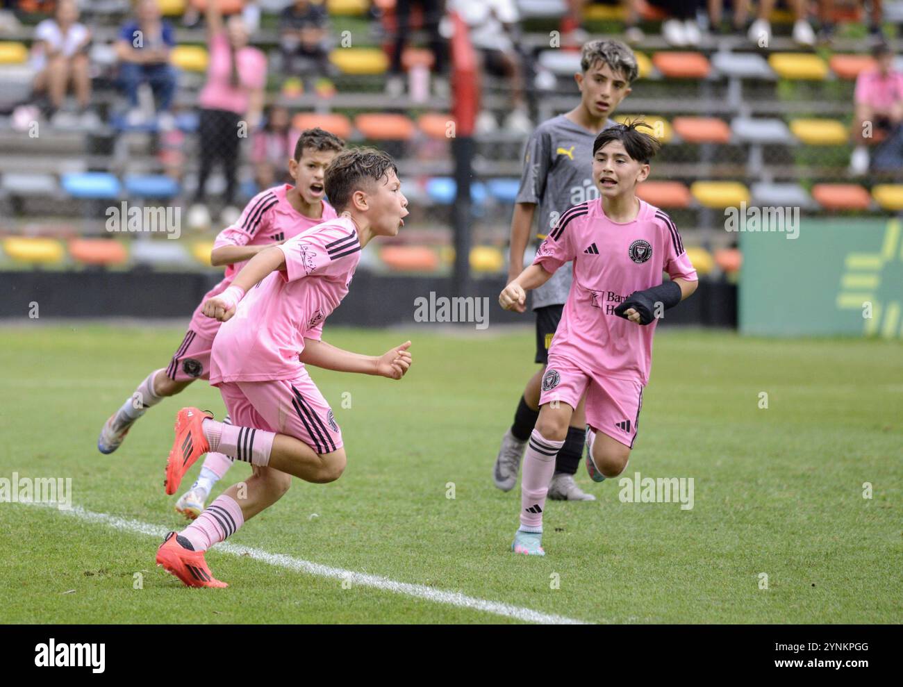 Footballer suarez hi-res stock photography and images - Alamy