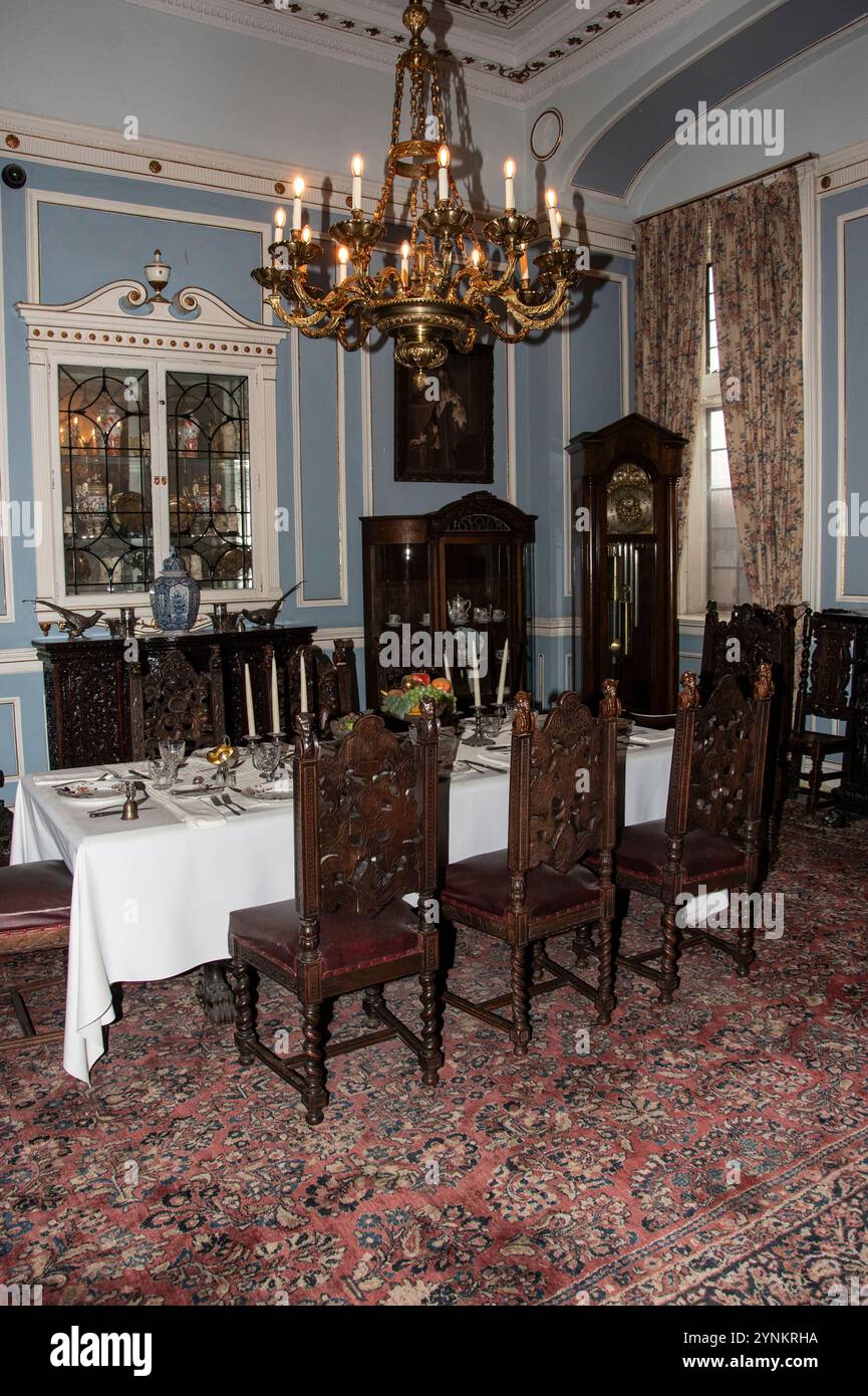 American gothic revival furniture hi-res stock photography and images ...