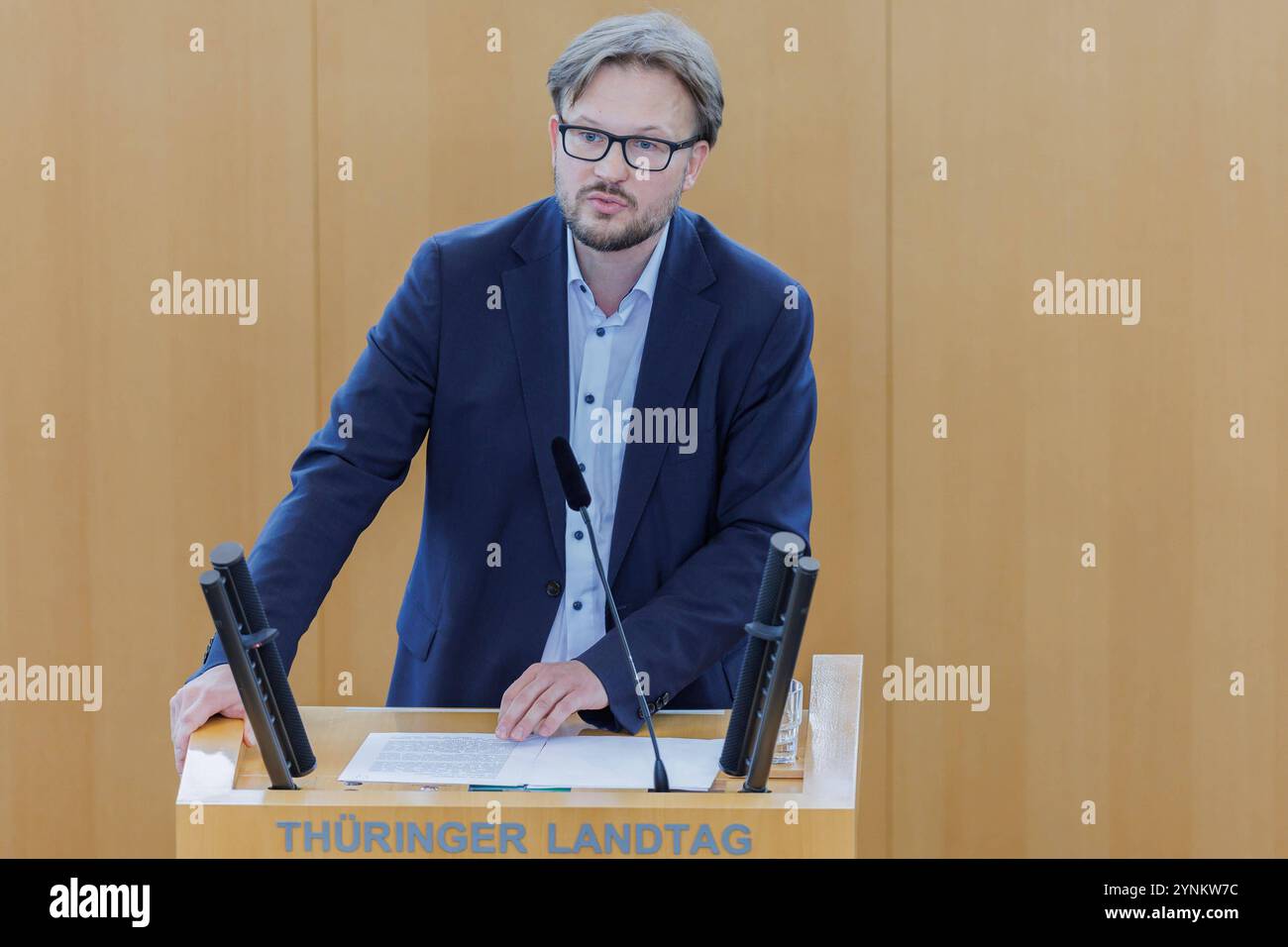 Rednerpult politik hi-res stock photography and images - Alamy