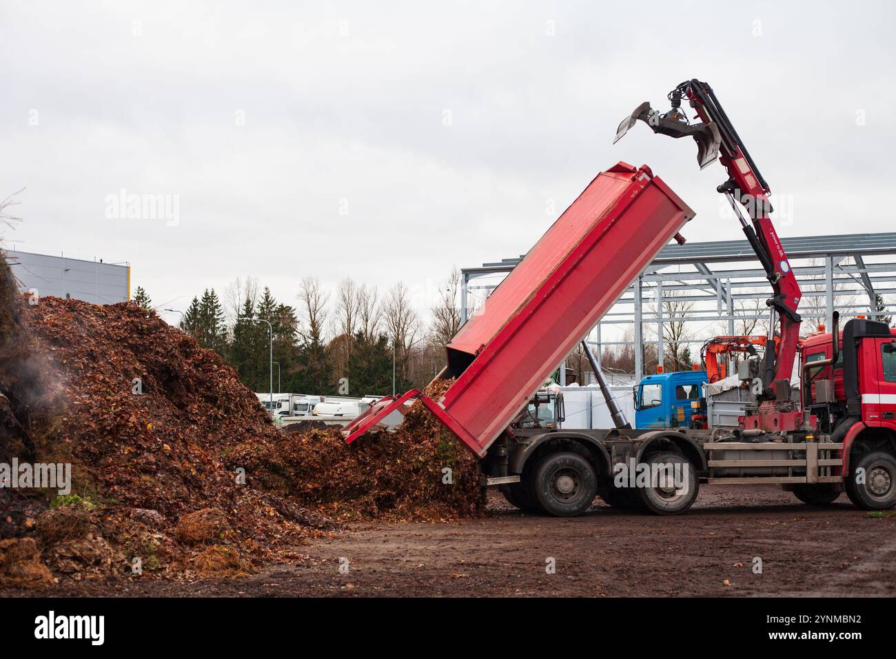 Disposal garden waste recycling hi-res stock photography and images - Alamy