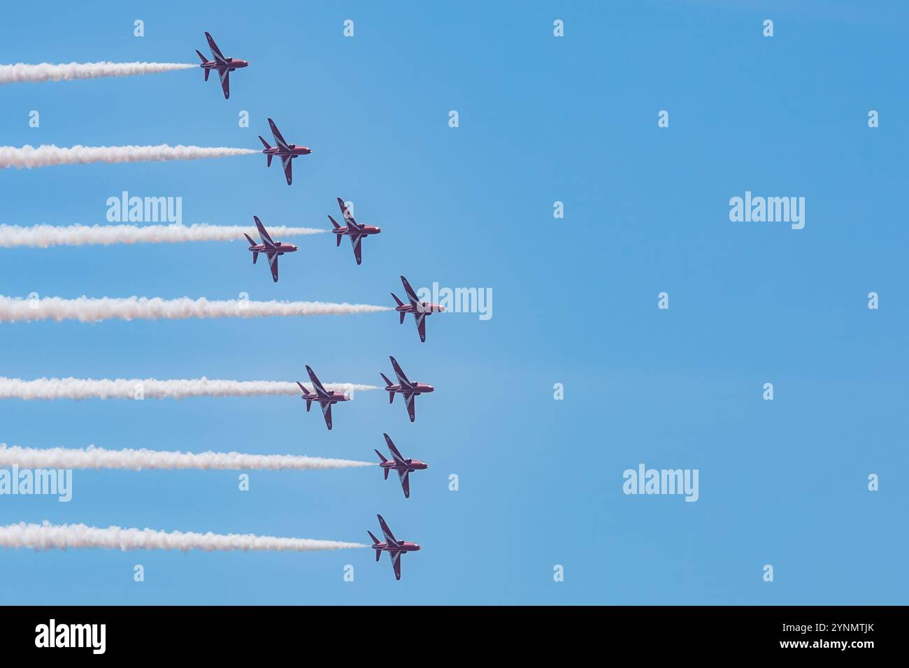 Linear jet formation hi-res stock photography and images - Alamy