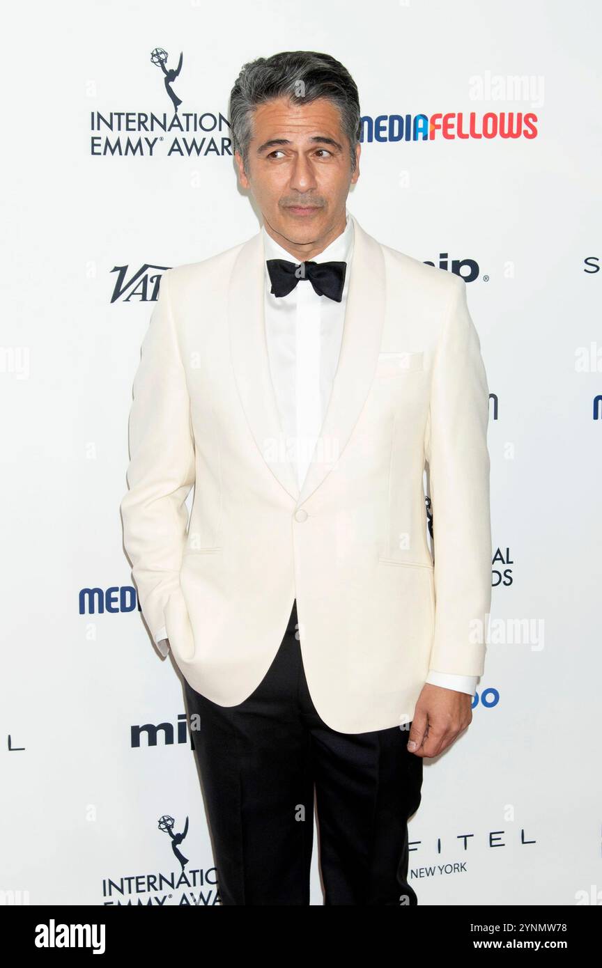 Armin Amiri bei der Verleihung der 52. International Emmy Awards 2024 ...