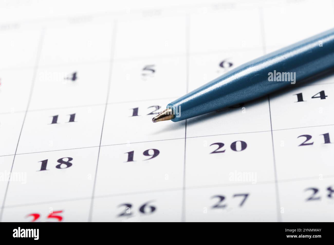 Calendar pages turning in hi-res stock photography and images - Alamy