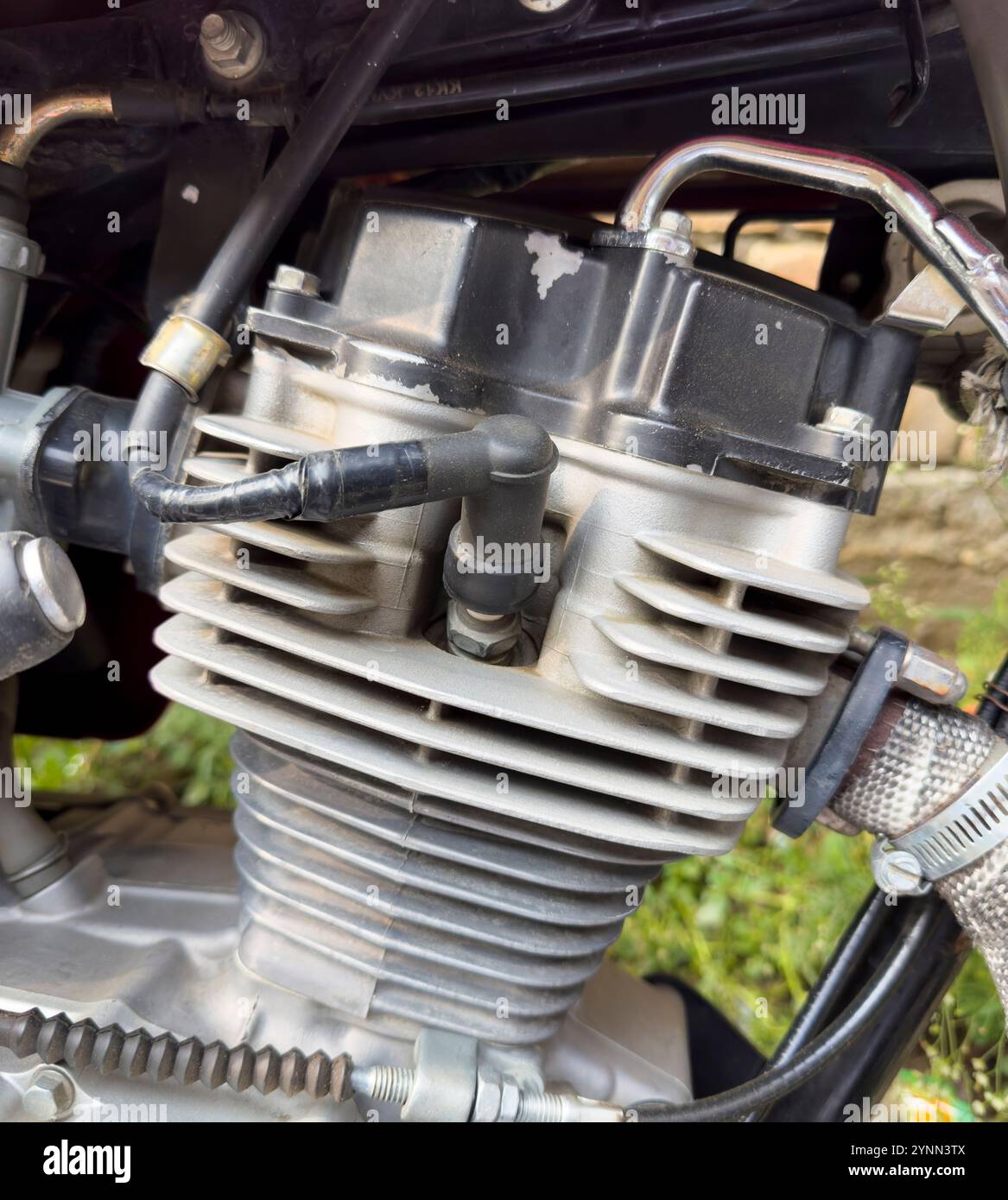 Engine block hi-res stock photography and images - Alamy