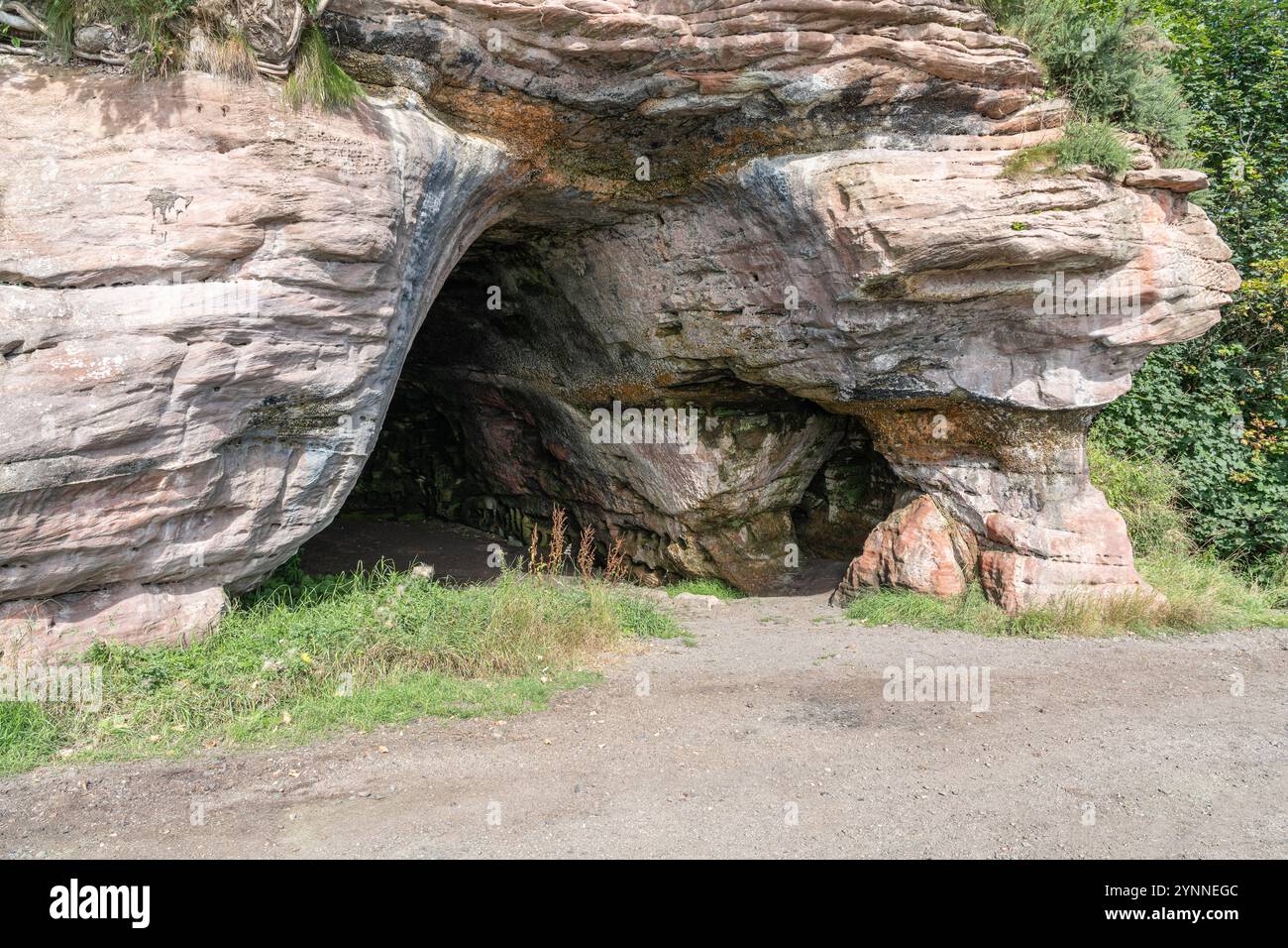 The entrance to Wemyss Caves, Fife, Scotland Stock Photo - Alamy