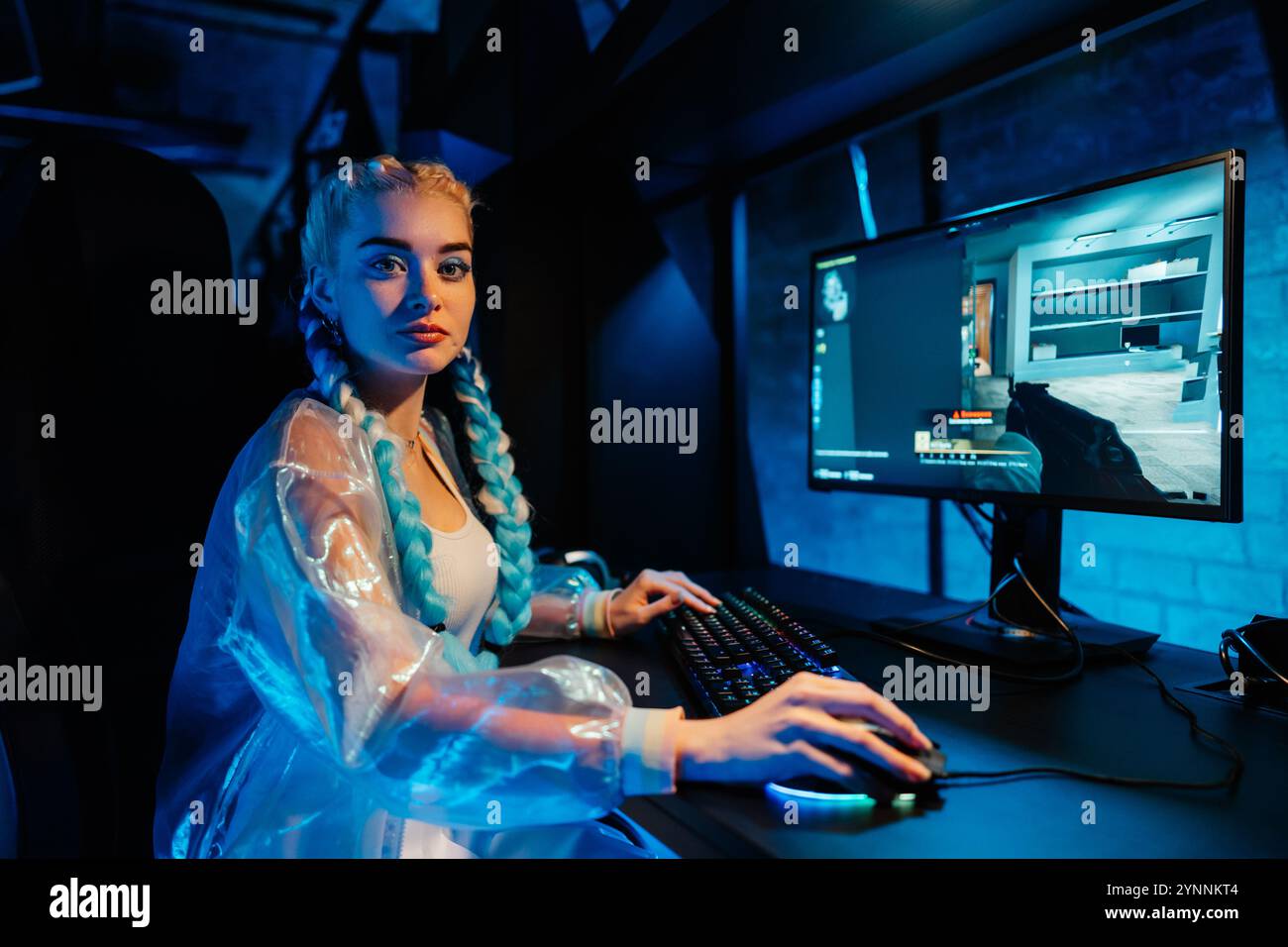 Immersive gameplay hi-res stock photography and images - Alamy