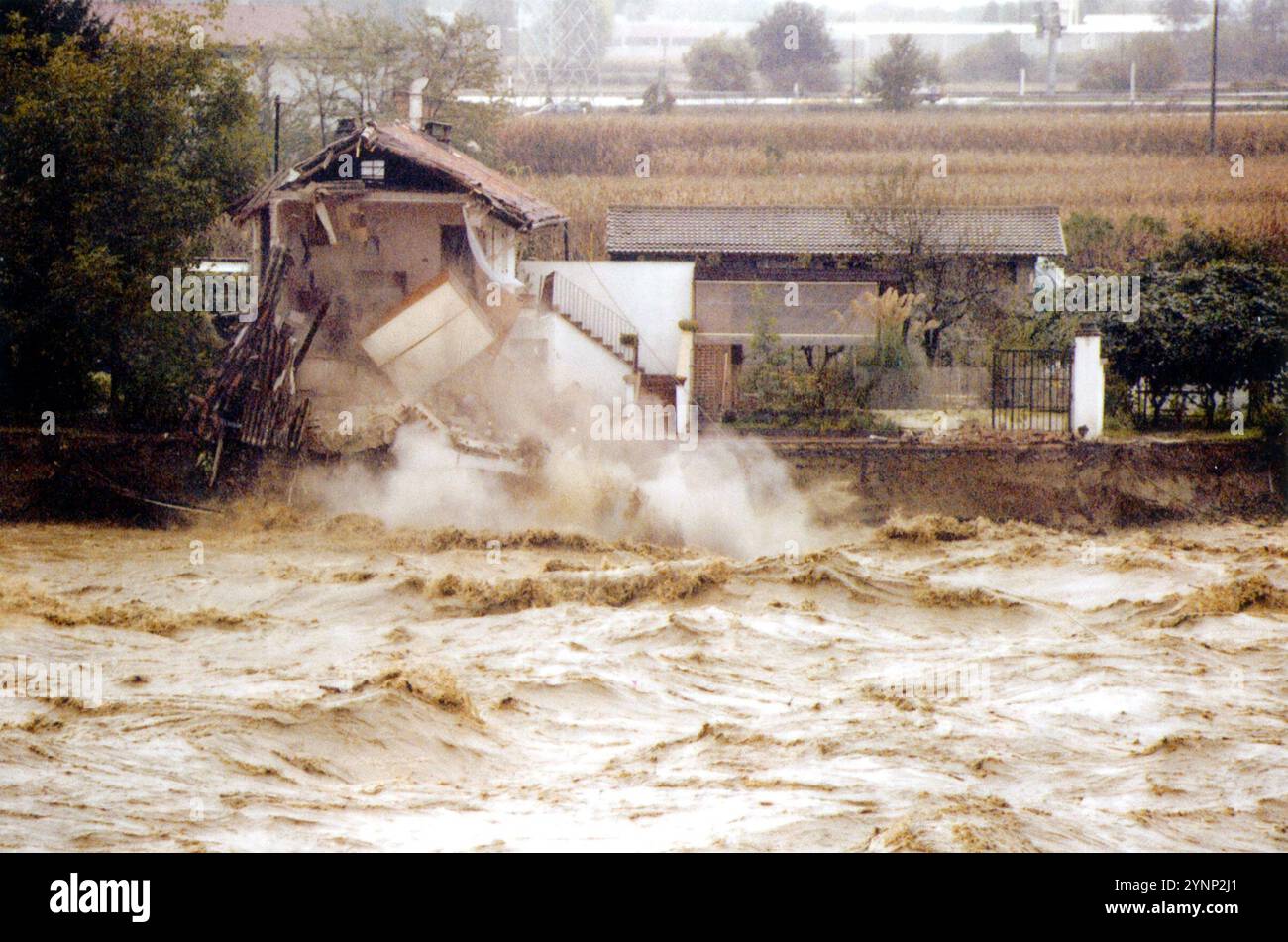 PHOTO REPERTORY - TURIN - **SPECIAL FEE** FLOOD IN VENARIA REALE, HOUSE ...