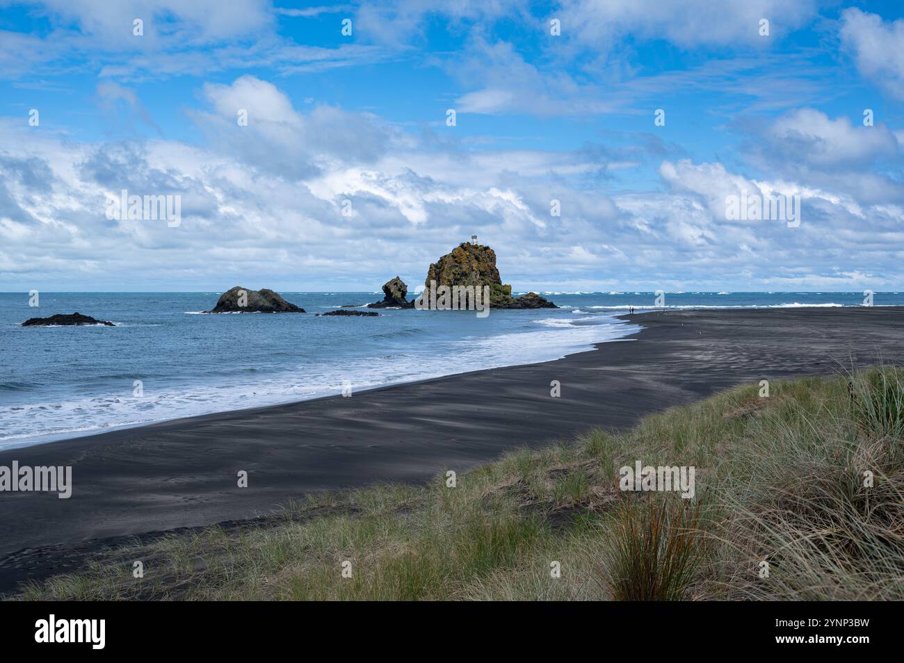 Ninepin Rock lighthouse at Auckland’s West Coast Whatipu Beach, New ...