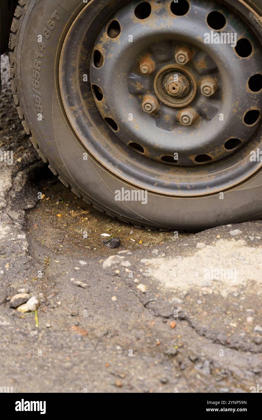 Transportation challenges hi-res stock photography and images - Alamy