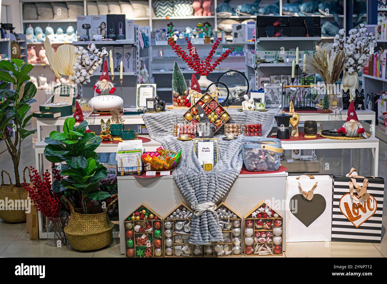 Christmas display case with goods in a supermarket Stock Photo - Alamy