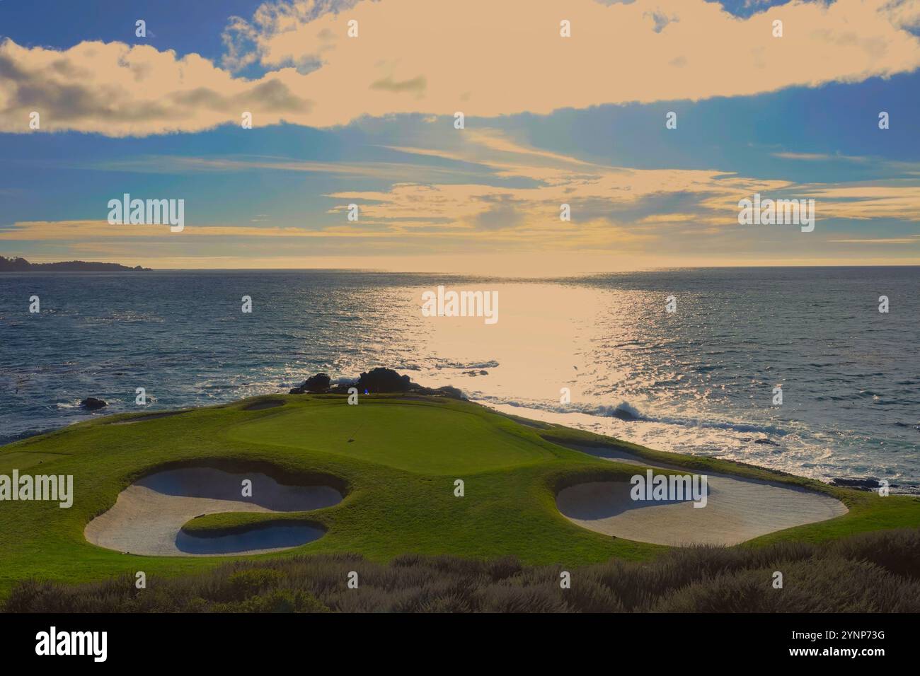 Pebble Beach, Monterey Peninsula, California USA - 2024 The world famous 7th hole at Pebble ...