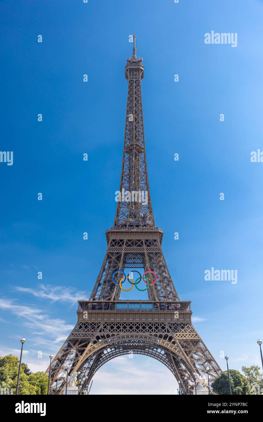 Street photography of Paris, France Stock Photo - Alamy