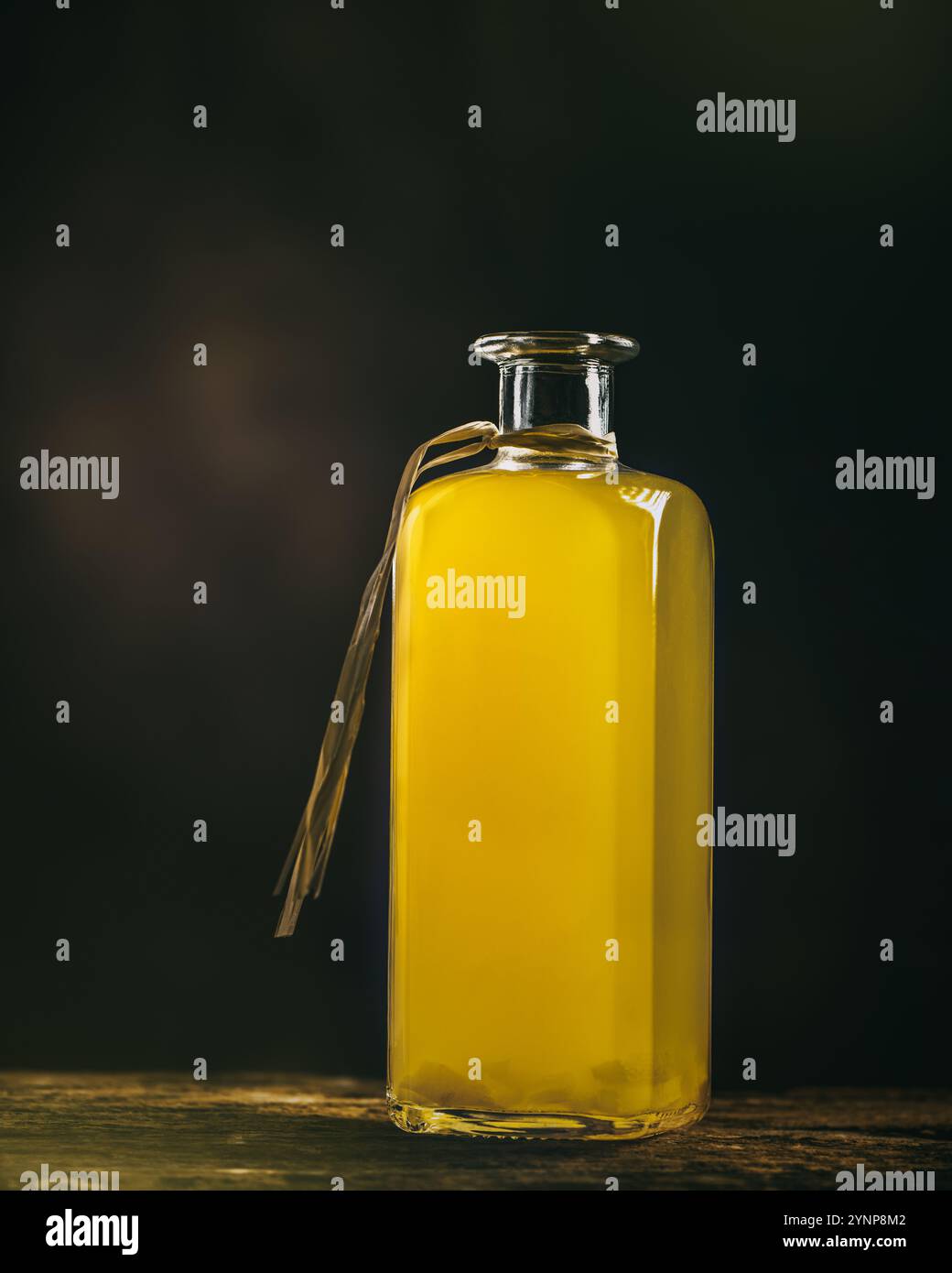 Limoncello recipe hi-res stock photography and images - Alamy