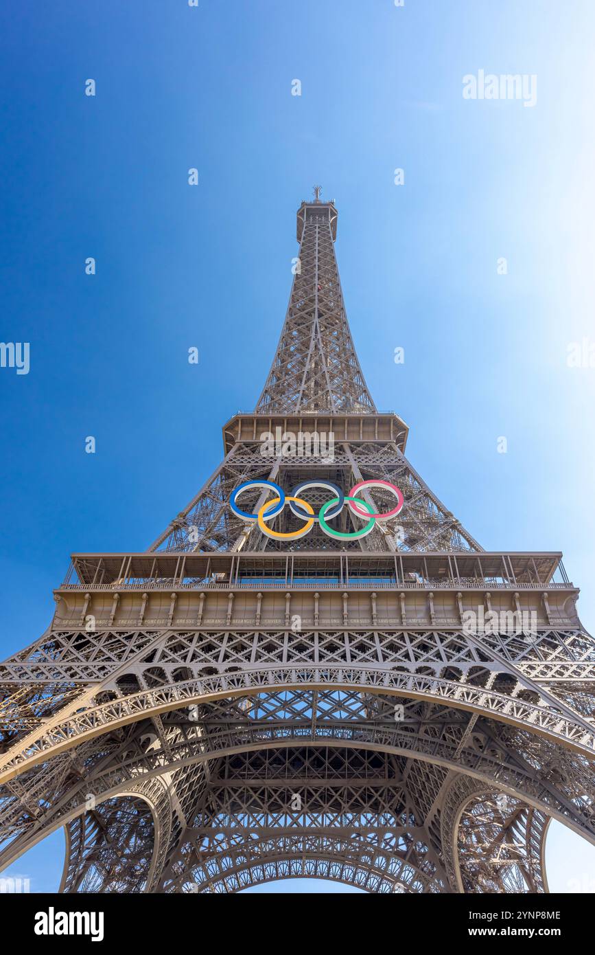 Street photography of Paris, France Stock Photo - Alamy