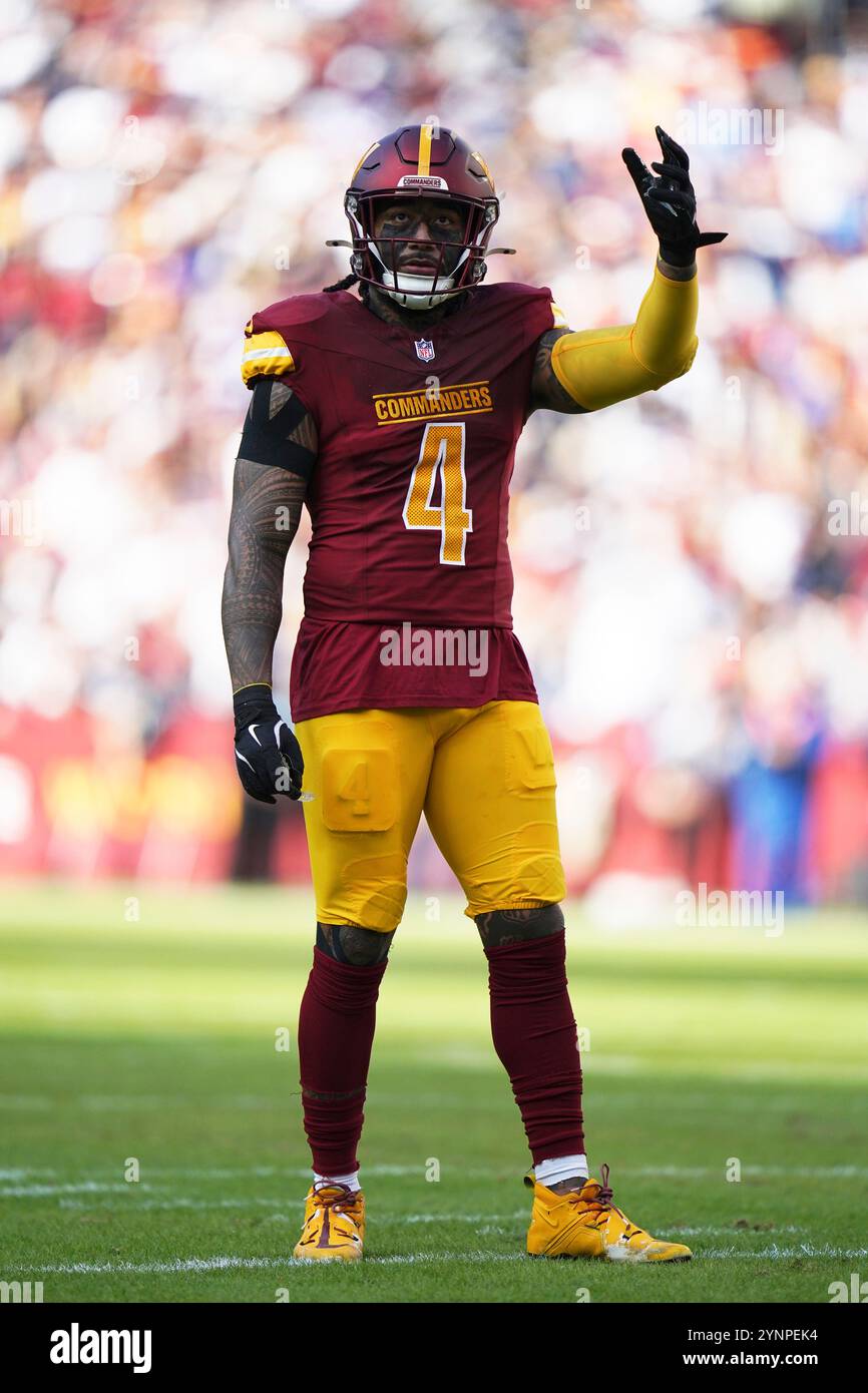 Washington Commanders linebacker Frankie Luvu (4) during an NFL ...