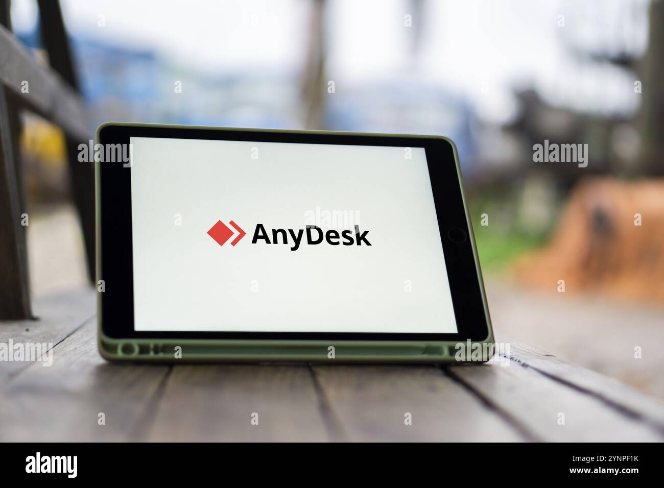 AnyDesk app logo on phone screen Stock Photo - Alamy