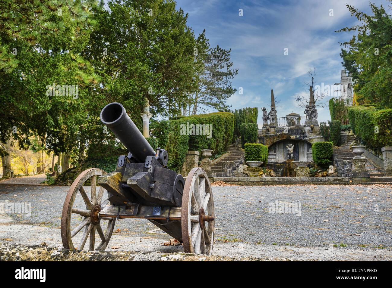 Old cannon in park hi-res stock photography and images - Alamy