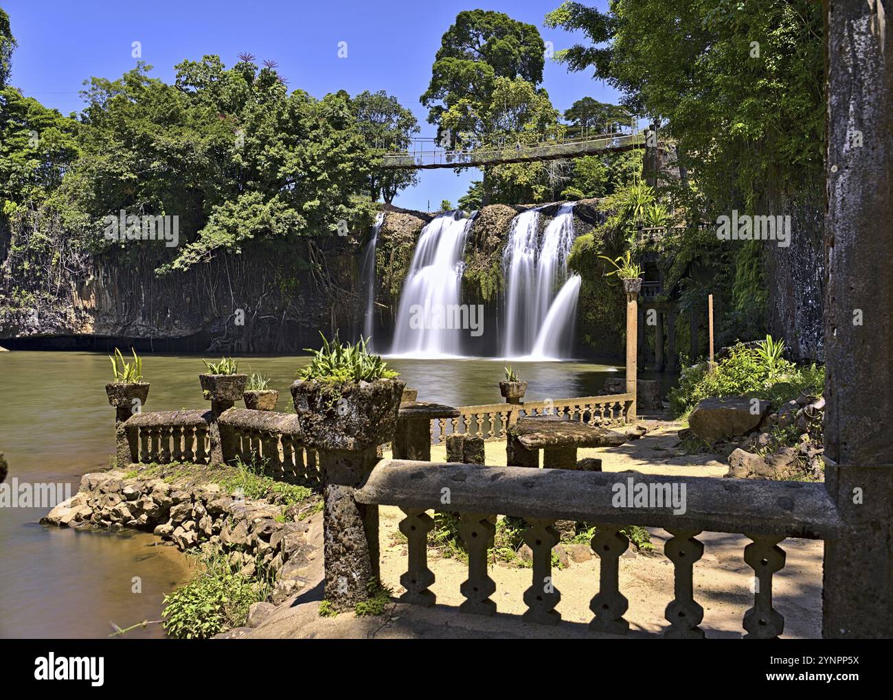 Paronella parks hi-res stock photography and images - Alamy