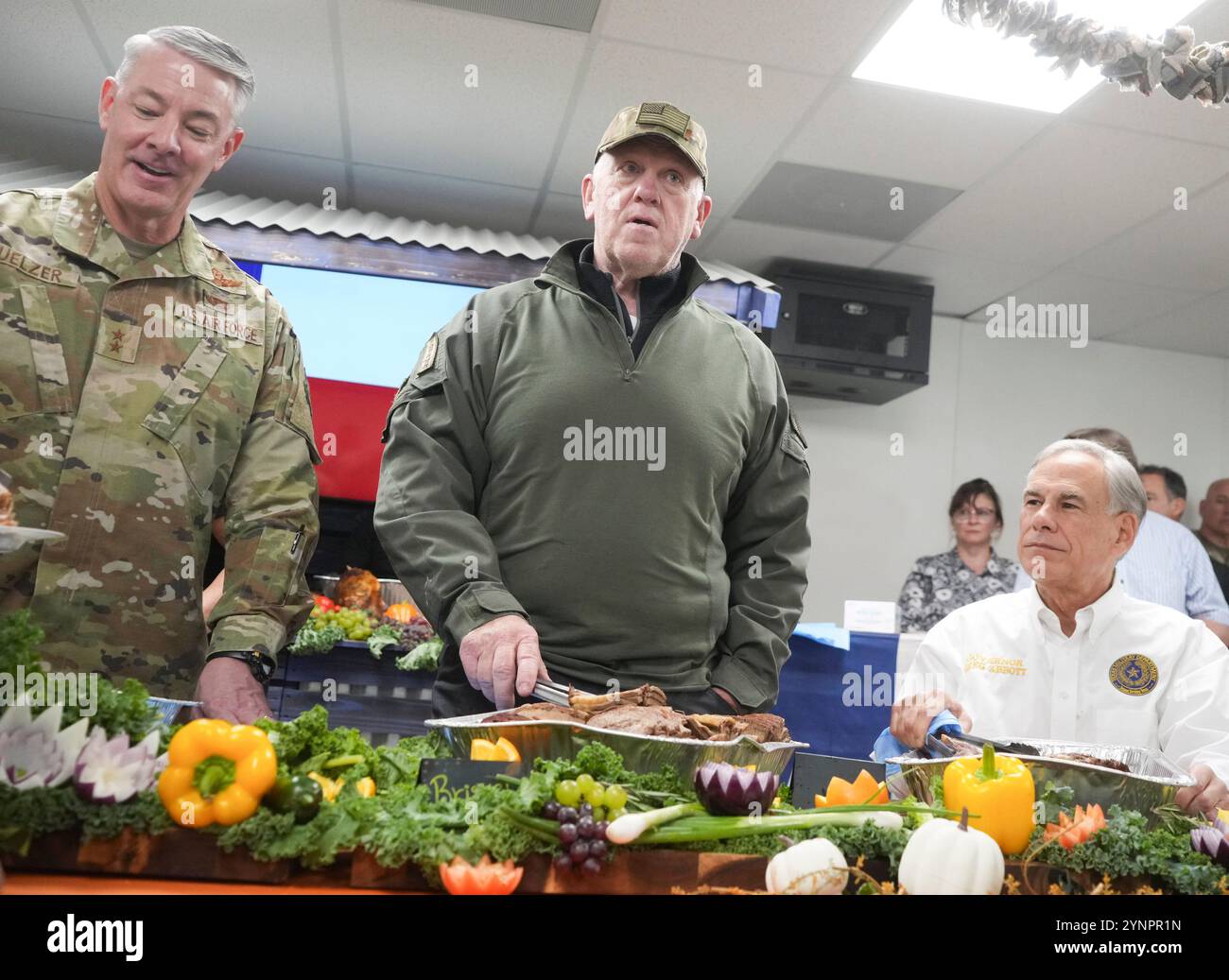 Newly appointed "border czar" TOM HOMAN helps Texas Gov. GREG ABBOTT at ...