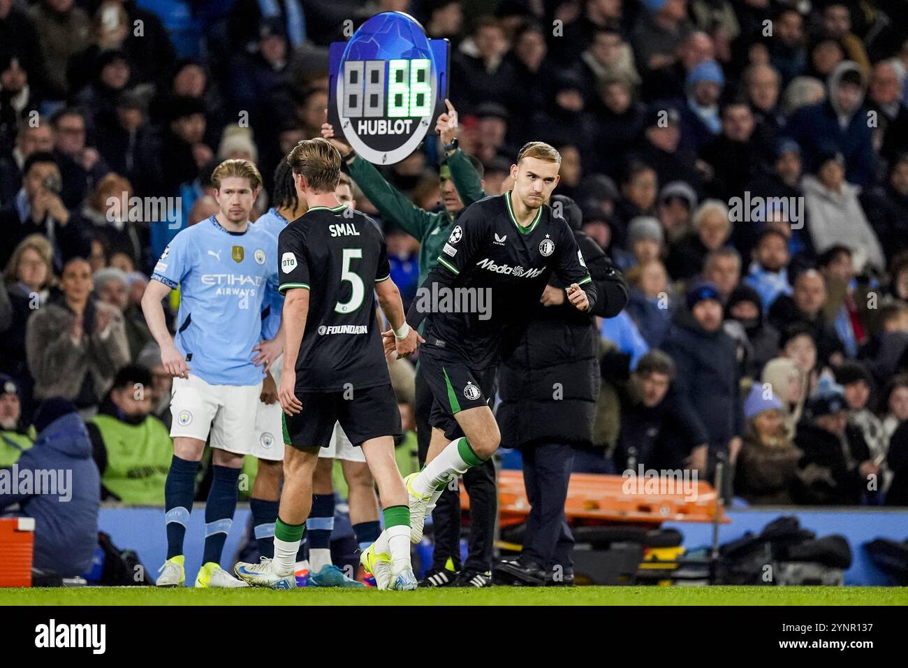 Manchester, UK. 26th Nov, 2024. Manchester - Gijs Smal of Feyenoord ...