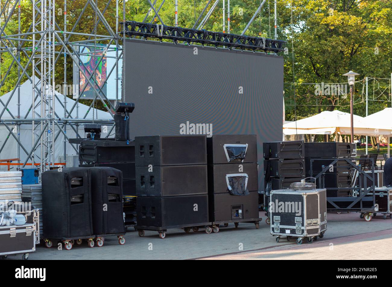 Concert Stage Speakers High Resolution Technologies Stage IV