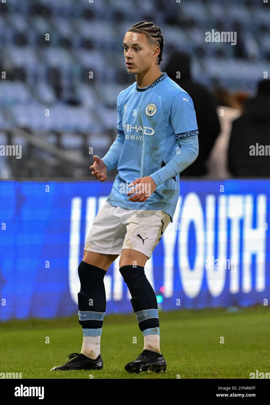 Matthew henderson hall hi-res stock photography and images - Alamy