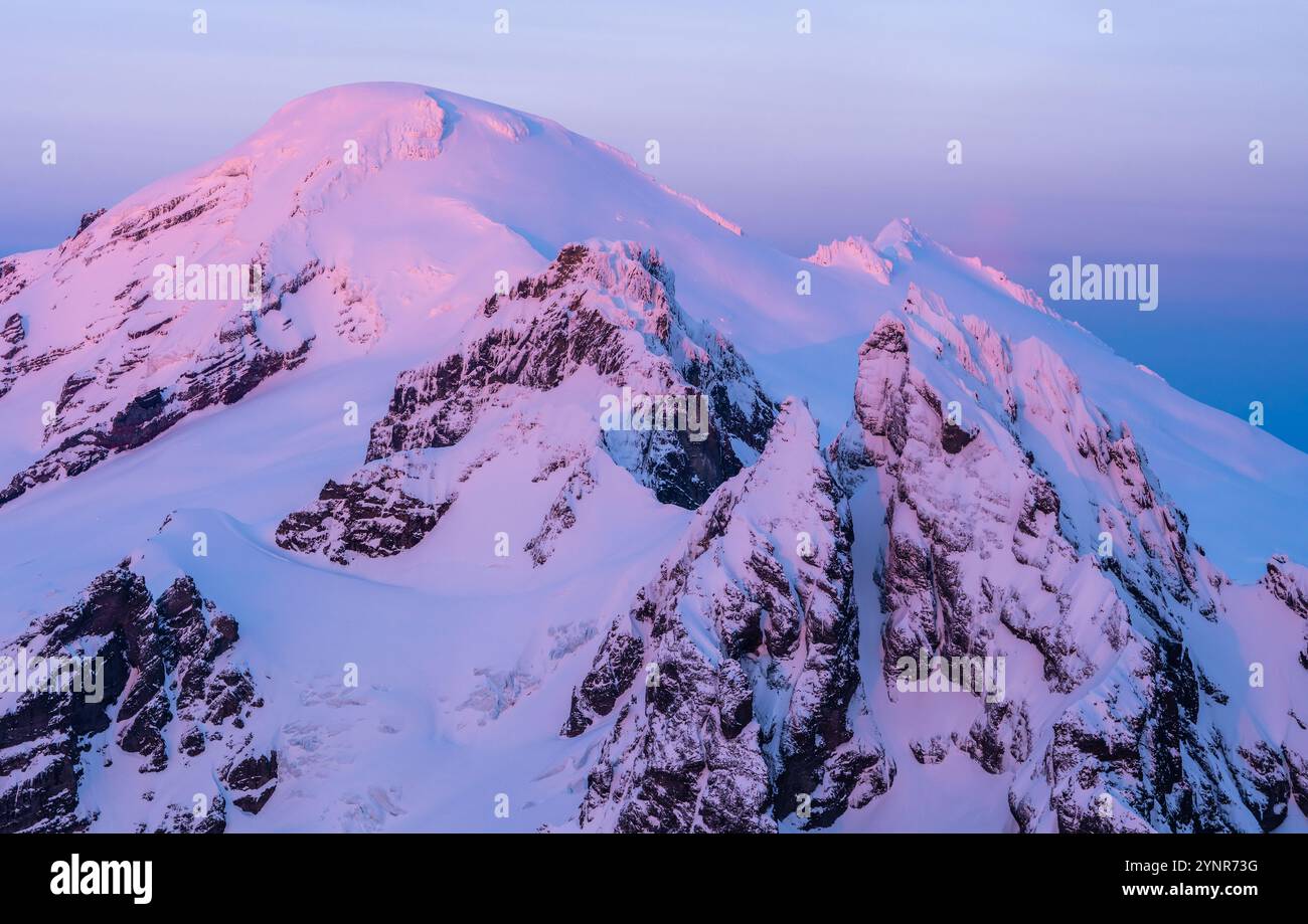 Mount alpenglow hi-res stock photography and images - Alamy